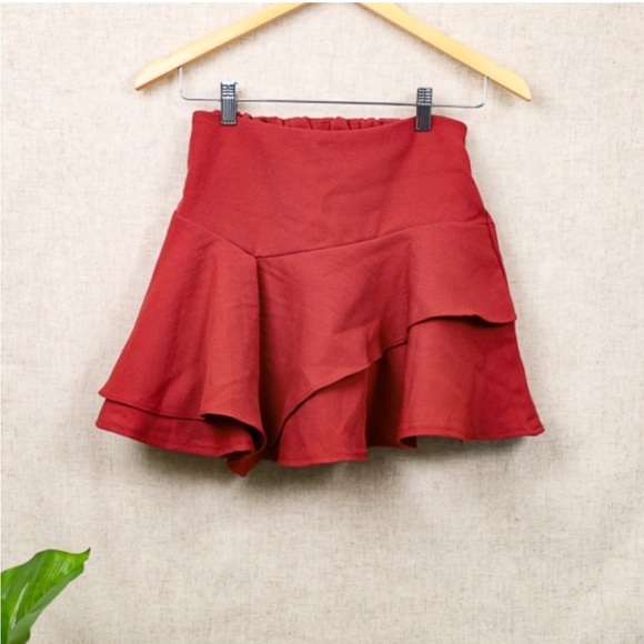 Skirts | Japanese Tulip Ruffle Layered Skort Maroon Size S | Poshmark